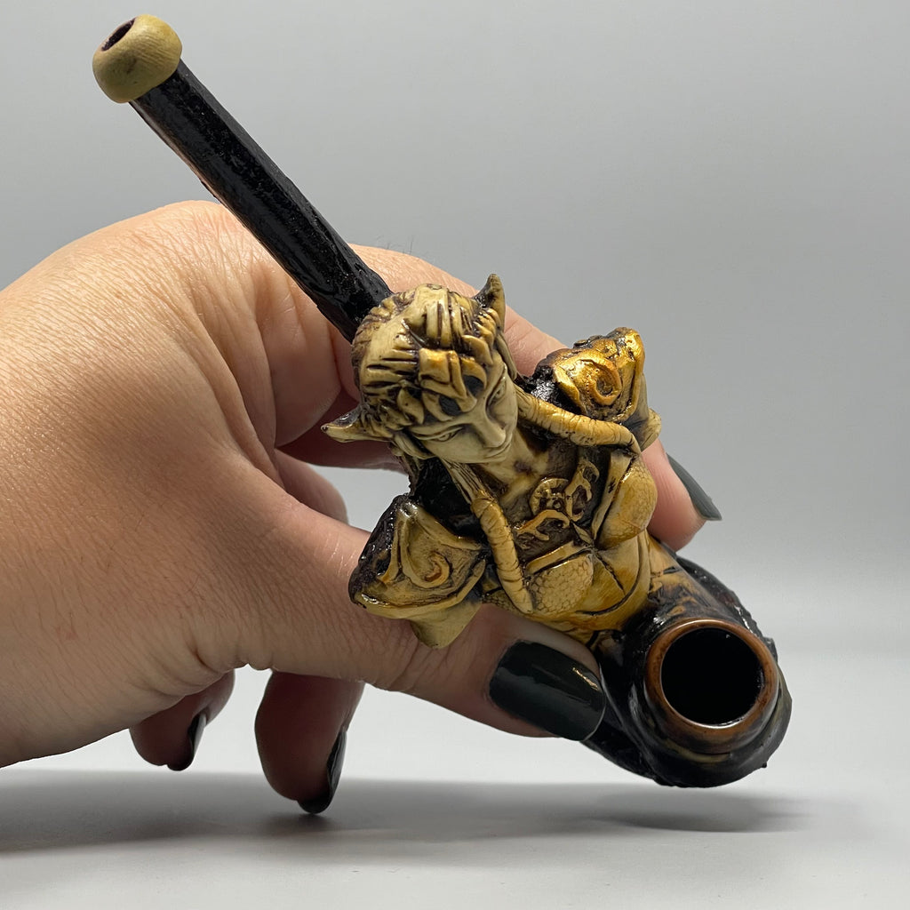 Resin Pipe Princess Zelda | The Glass Warehouse